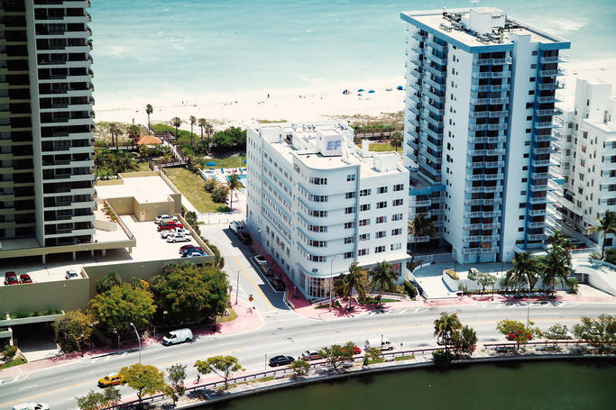 EF Education First - Miami Beach - United States - LanguageLearningPortal